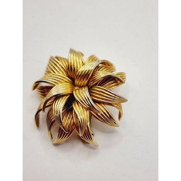 Grosse | Jewelry | Vintage Signed Grosse 963 Germany Dimensional Brooch ...